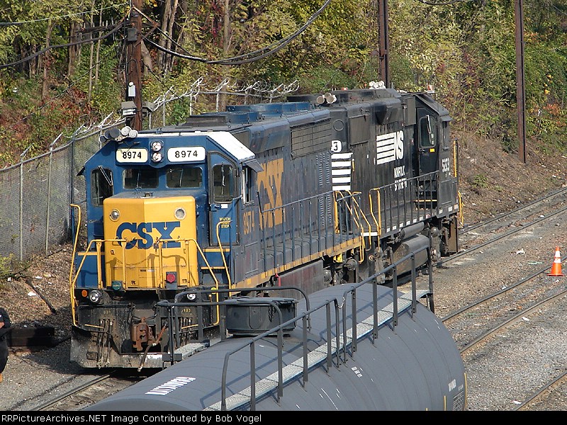 CSX 8974 & NS 5223